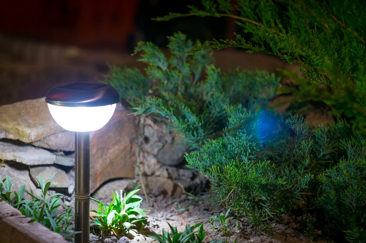 6 Uses of Solar Lighting for Your Home and Landscaping | Golden Rule ...